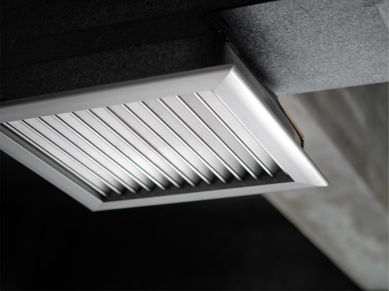 DO YOU EVER NEED TO REPLACE THE AIR VENTS IN YOUR HOME? - Surrey Air